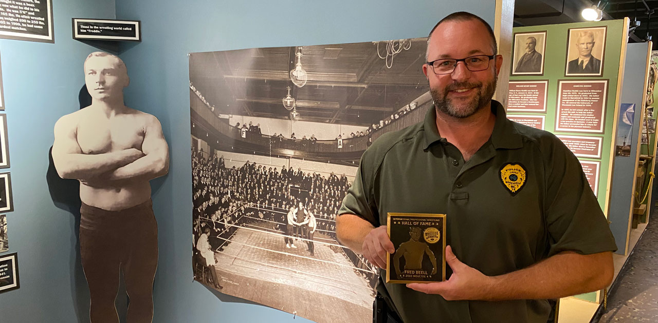 Fred Beell Inducted into the International Professional Wrestling Hall ...