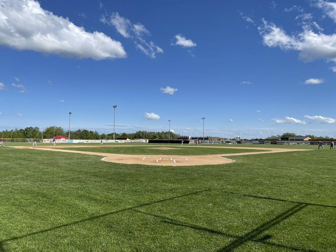 Medford Baseball Holds on to Beat Antigo - OnFocus