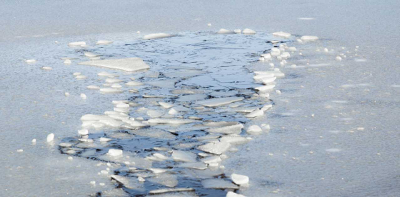 No Ice Is 100% Safe: Be Careful On Frozen Waterbodies - OnFocus
